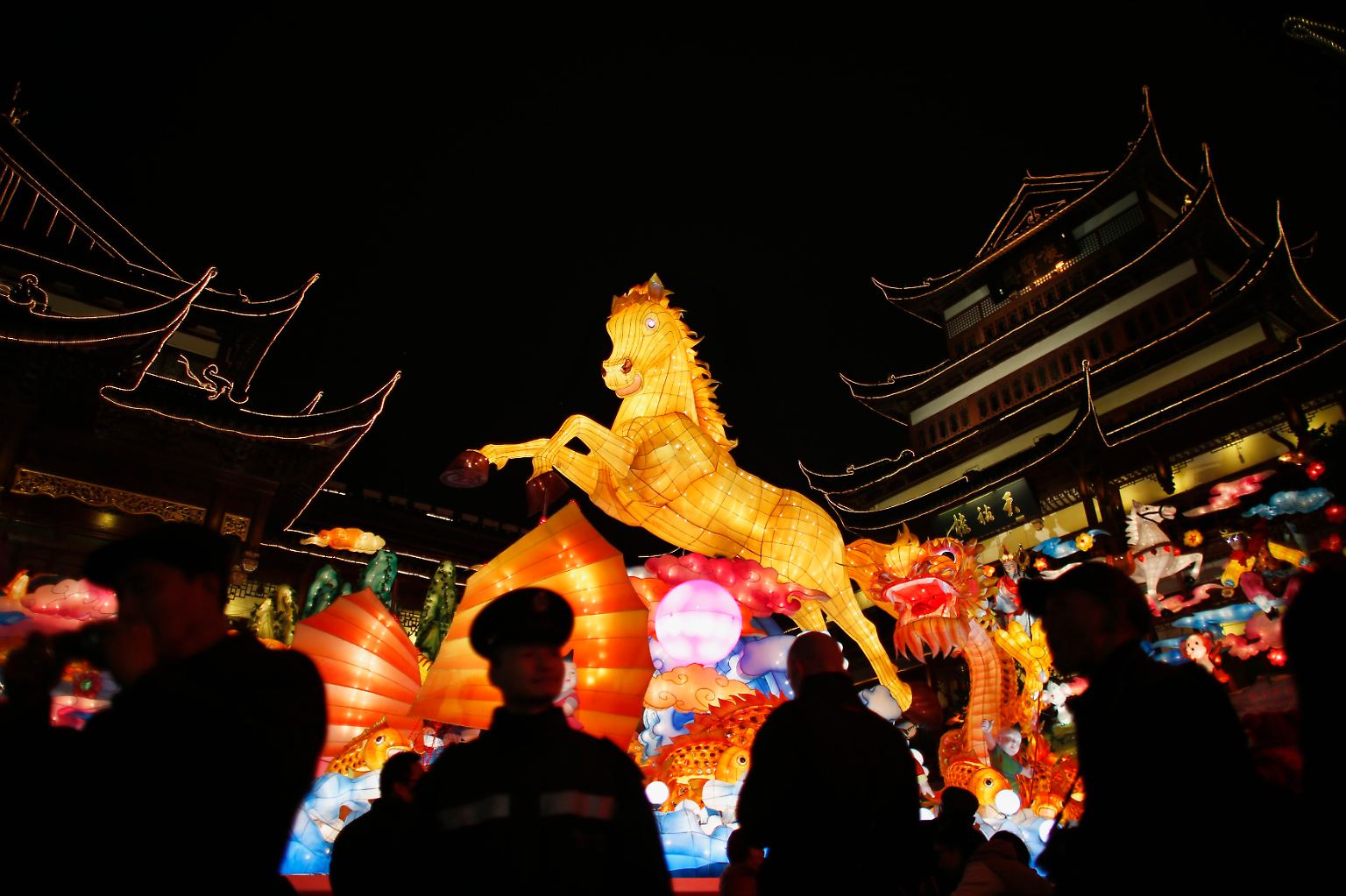 Hunderte Millionen Chinesen feiern zwei Wochen Neujahr: Bringt das ...